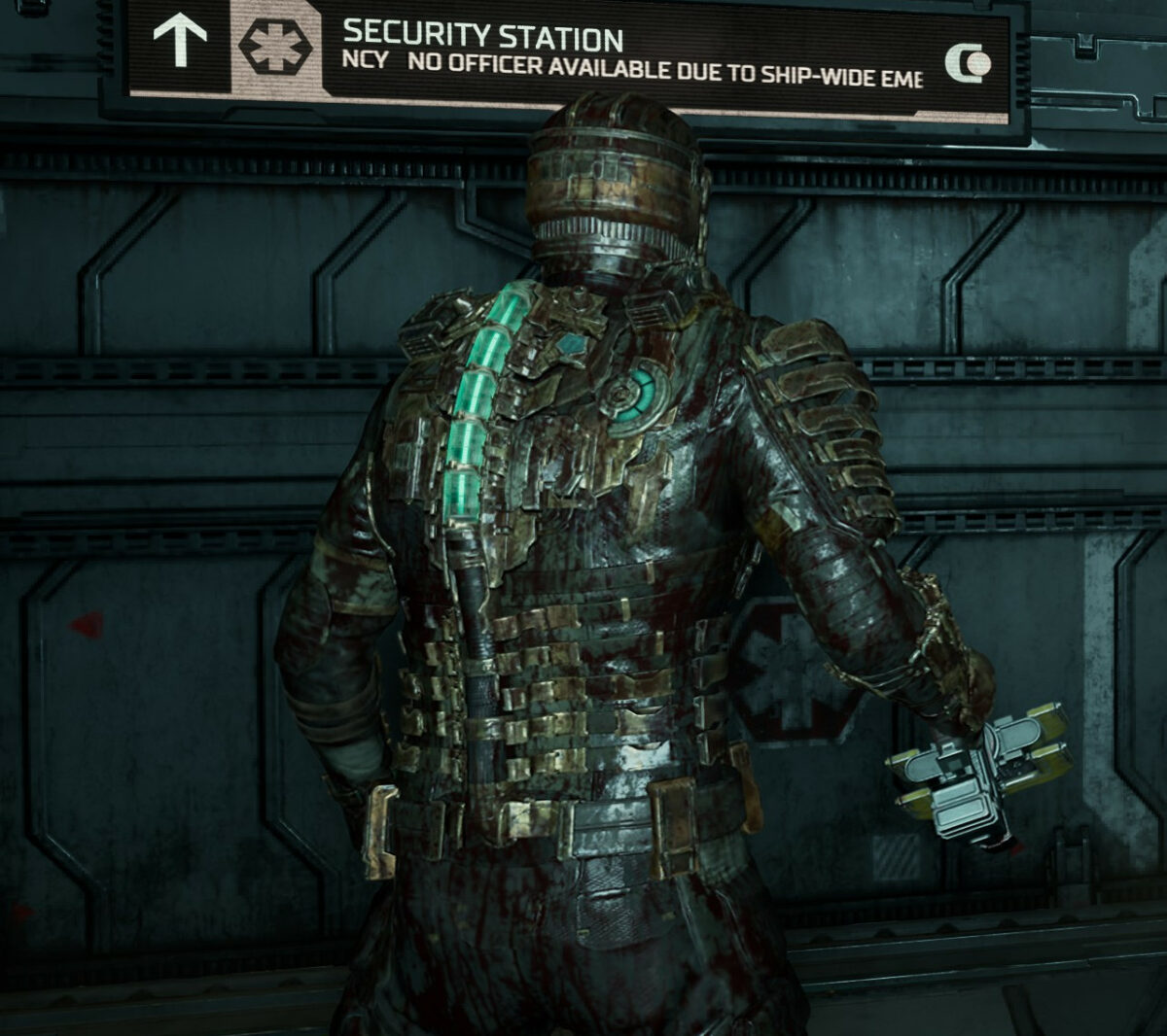 How to use the Deluxe Edition Suits in Dead Space - VULKK.com