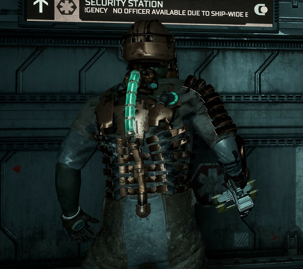 How to use the Deluxe Edition Suits in Dead Space - VULKK.com