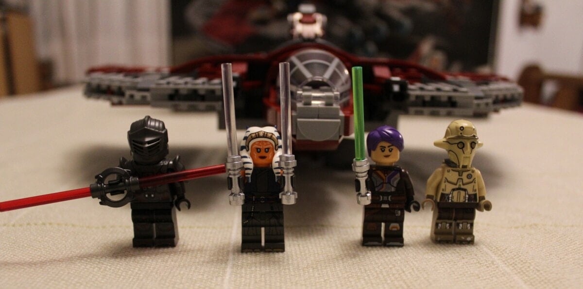 LEGO Star Wars Ahsoka's T-6 Shuttle Review - VULKK.com